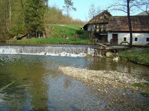 Der Fluss Bistrica (von der Quelle bis zum Ausfluss in die Sotla ...