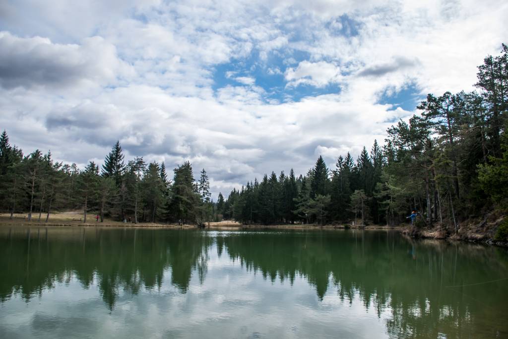 Il lago Rakitna - Le associazioni di pescatori Barje - La più grande ...