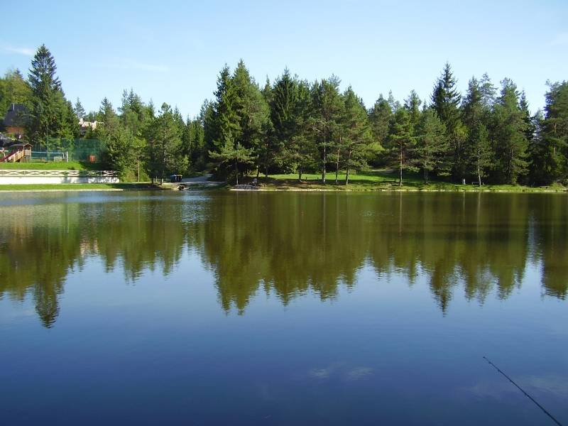 Il lago Rakitna - Le associazioni di pescatori Barje - La più grande ...