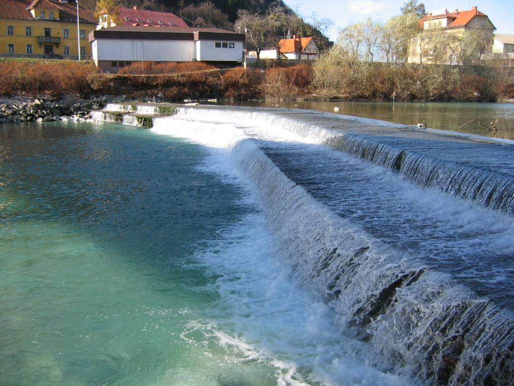 Reka Sava (Od Majdičevega jezu do pregrade HE Mavčiče, Trbojsko jezero ...